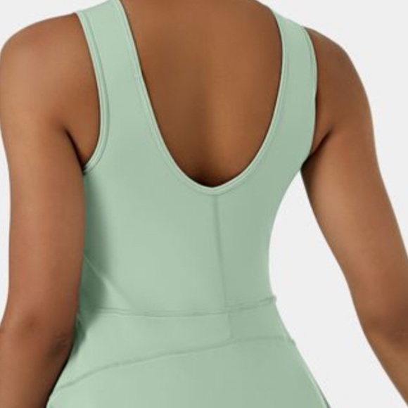 HALARA | Dresses | Halara Everyday Backless Stretchy 2in Flare Golf ...